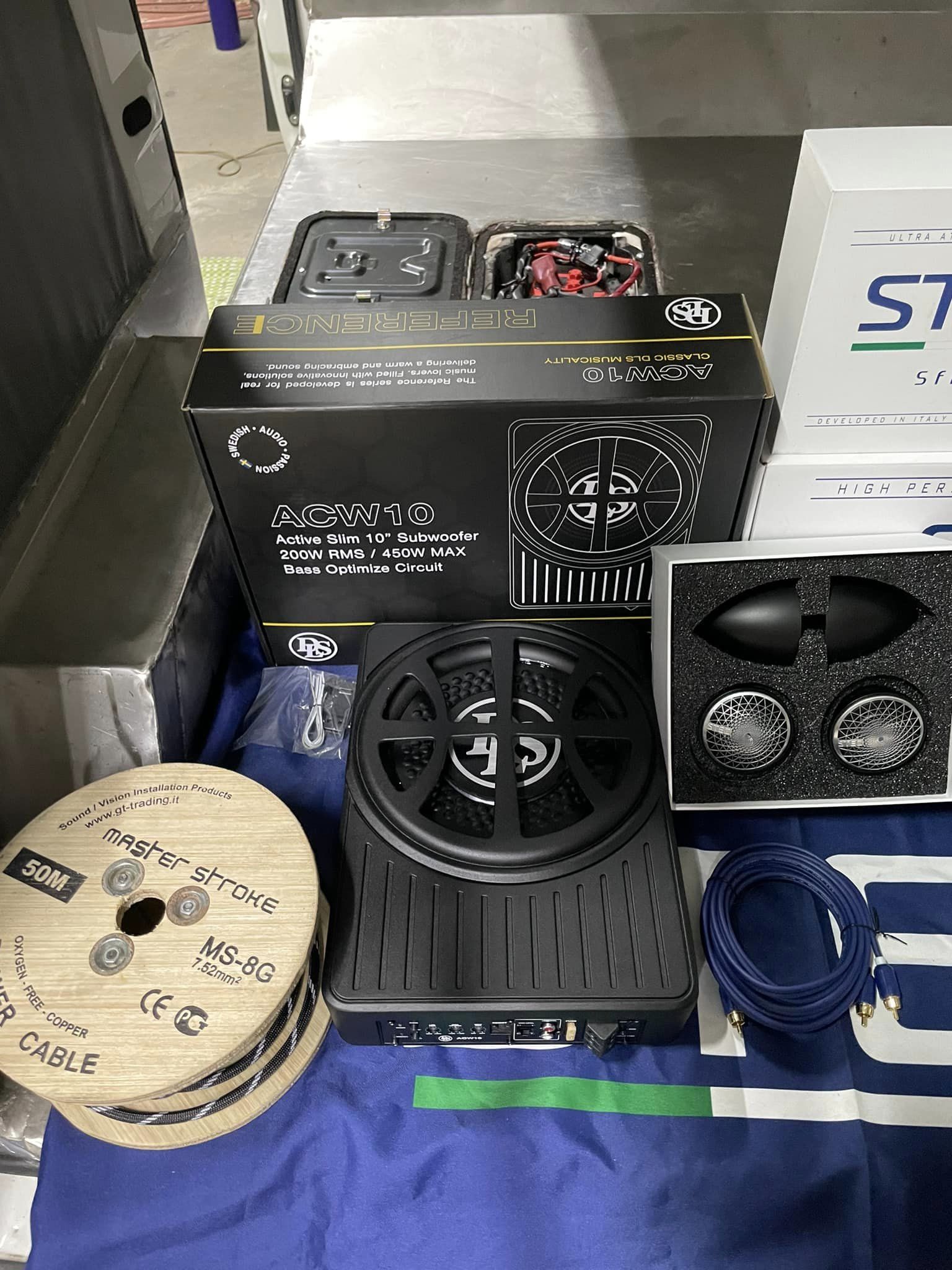 Nâng cấp âm thanh STEG cho xe Suzuki Van